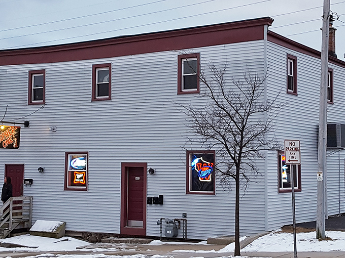 This unassuming corner tavern likely serves up the kind of honest Wisconsin old fashioneds that don't need fancy garnishes to impress.