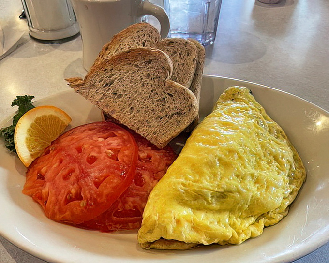 The perfect omelet is like a well-told story&mdash;it has structure, surprising elements, and leaves you completely satisfied at the end.