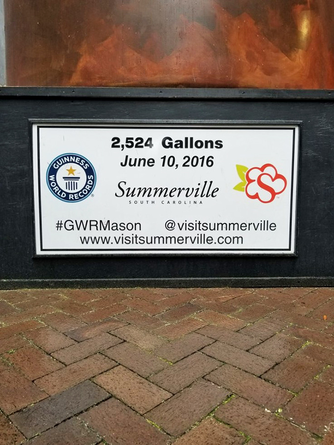 The official Guinness World Record plaque confirms what your eyes can't believe&mdash;2,524 gallons of actual sweet tea made history here. 