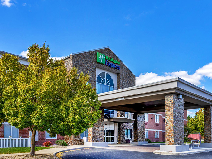 Even chain hotels like Holiday Inn Express maintain Delmar's commitment to value—comfortable accommodations without coastal resort pricing.
