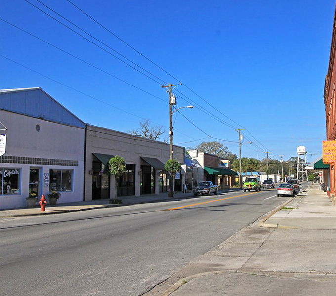 Main Street Mayo offers the essentials without the frills&mdash;where parking is plentiful, pace is leisurely, and nobody's trying to impress anyone.