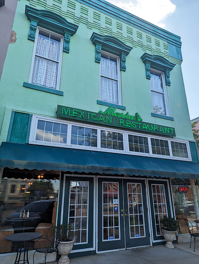 Maria's wears turquoise like it invented the color &ndash; a beacon for anyone craving authentic Mexican flavors.