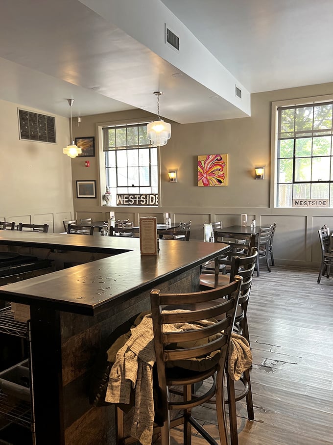 Modern meets classic in this dining space where conversations flow as freely as the coffee. The perfect backdrop for memory-making.