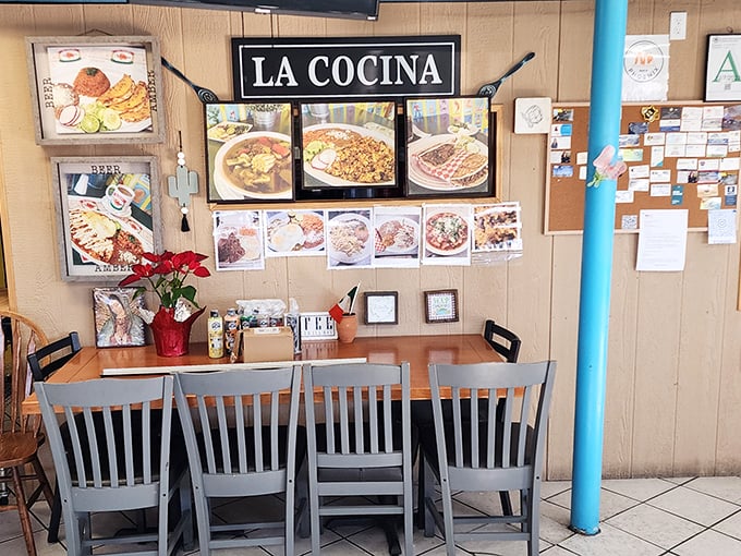 "La Cocina" proudly announces where the magic happens, with food photos that serve as delicious previews of coming attractions.
