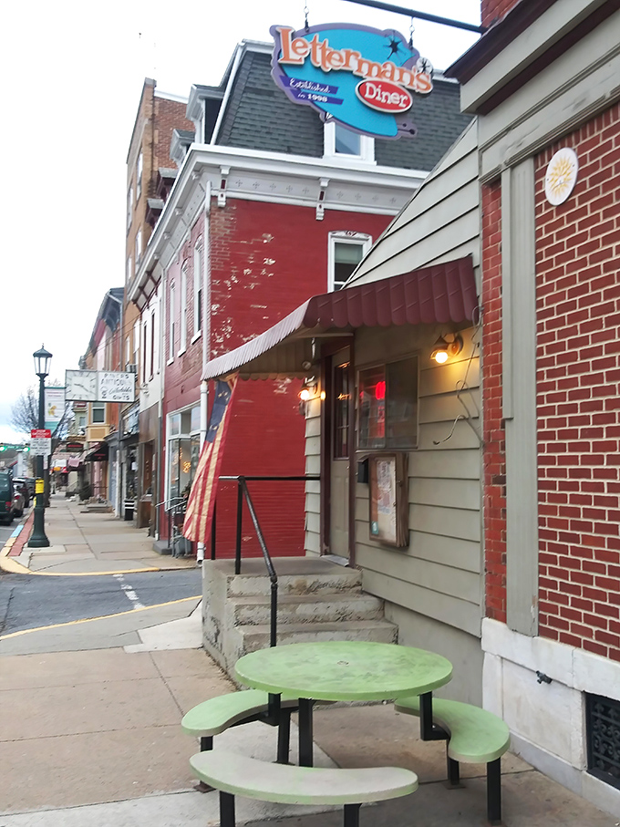 When the weather's nice, this little green table outside Letterman's becomes prime real estate for post-breakfast people watching.