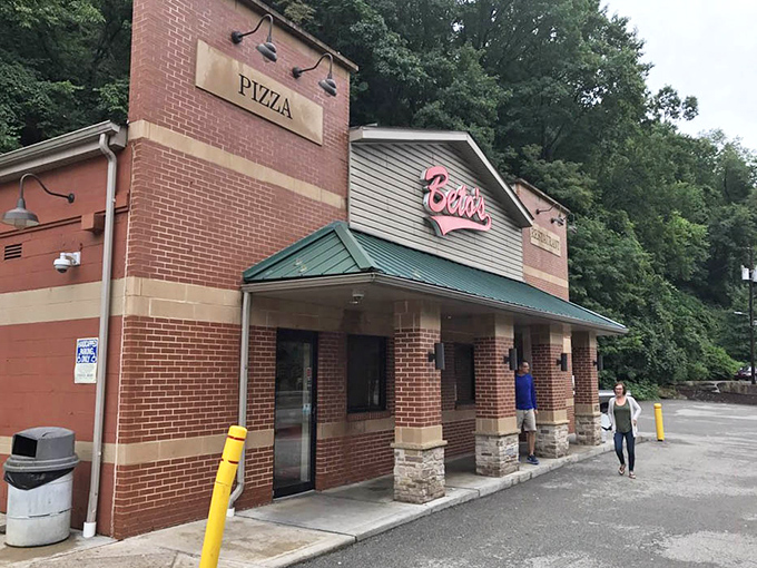 Rain can't dampen the Beto's experience&mdash;loyal customers navigate puddles for their cold-cheese fix. Some cravings transcend weather forecasts and sensible footwear choices.