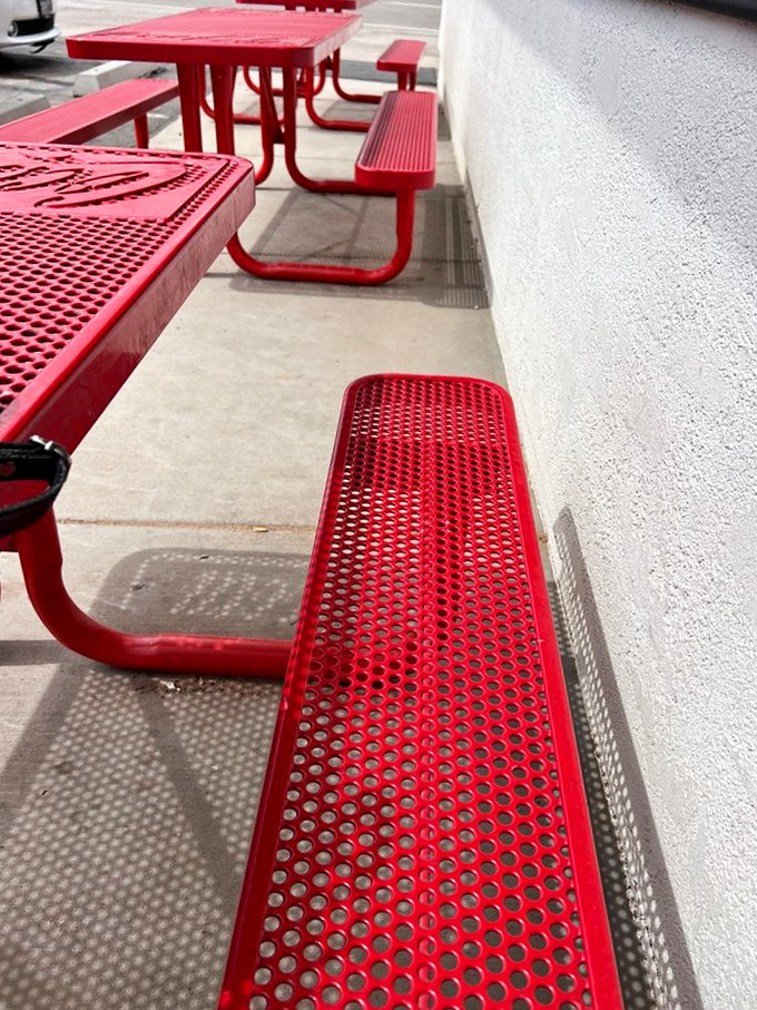 Those red picnic tables outside aren't just seating&mdash;they're front-row tickets to people-watching with the added bonus of desert breezes between bites.