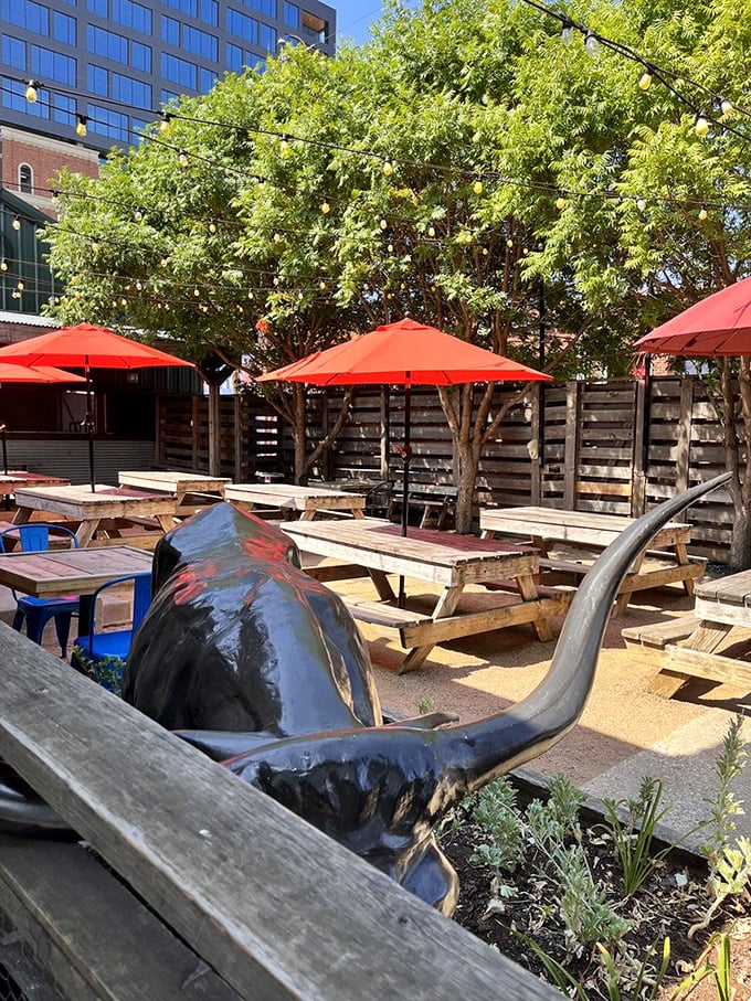 The outdoor seating area offers a Texas-sized respite, complete with longhorn d&eacute;cor that reminds you exactly where your BBQ allegiance should lie.