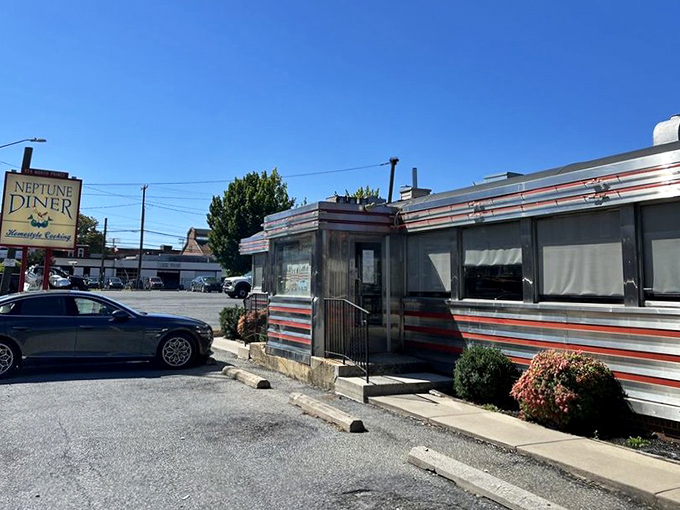 The parking lot fills early—a testament to Neptune's magnetic pull on breakfast enthusiasts and comfort food pilgrims.