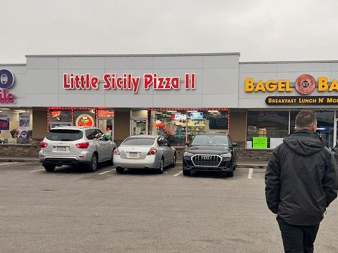 The parking lot &ndash; where anticipation builds and post-meal food comas begin. Worth circling the block for when it's full.