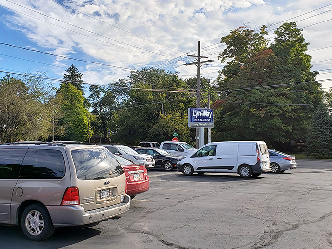A packed parking lot &ndash; the universal sign language for "you've found the good stuff" in small-town America.