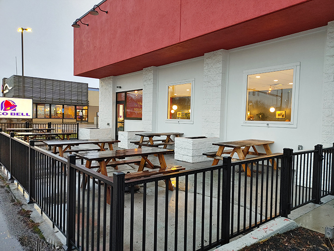 Outdoor seating for those perfect Ohio evenings when the only thing better than barbecue is barbecue with fresh air.