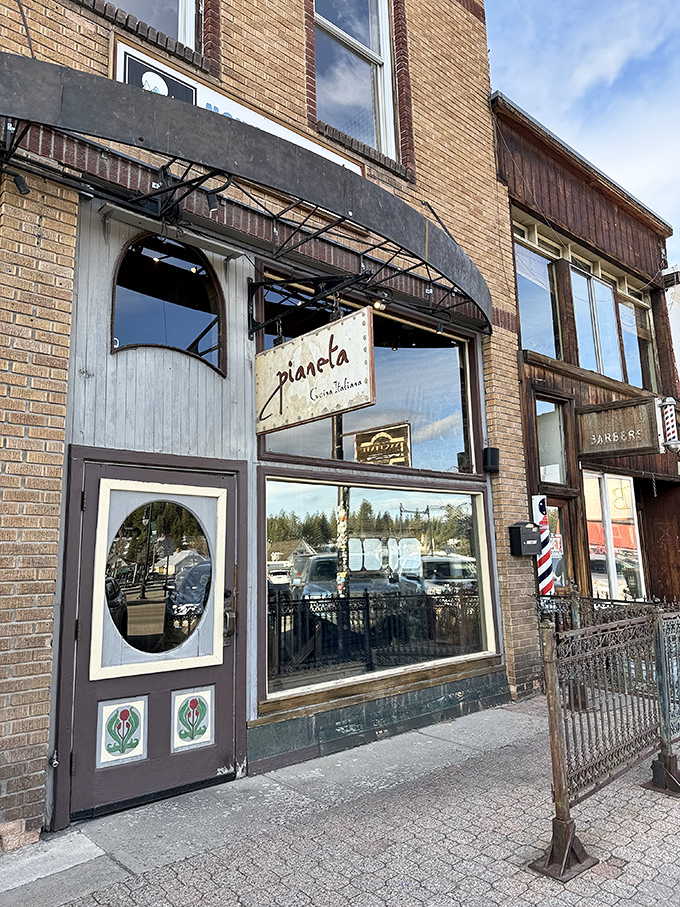 Pianeta's storefront promises Italian comfort in the Sierra. Like finding your nonna's kitchen mysteriously transported to 6,000 feet elevation.