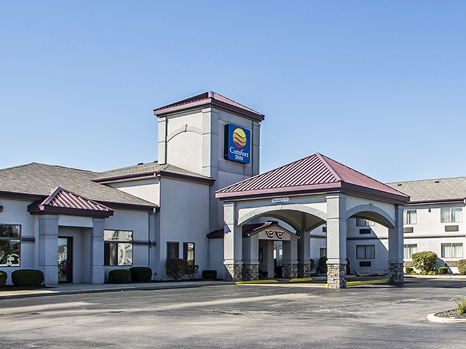 Even budget accommodations in Greenville offer that "welcome home" feeling that luxury hotels often try—and fail—to manufacture.