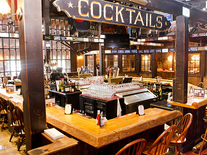 The cocktail bar area channels vintage Americana charm while mixing drinks that are refreshingly straightforward and satisfying.