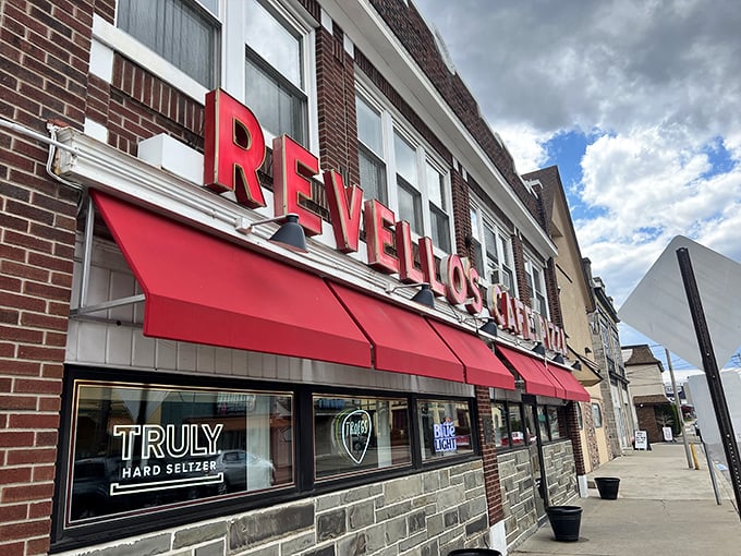 The bold red lettering announces this pizza haven to anyone driving down the street looking for lunch.