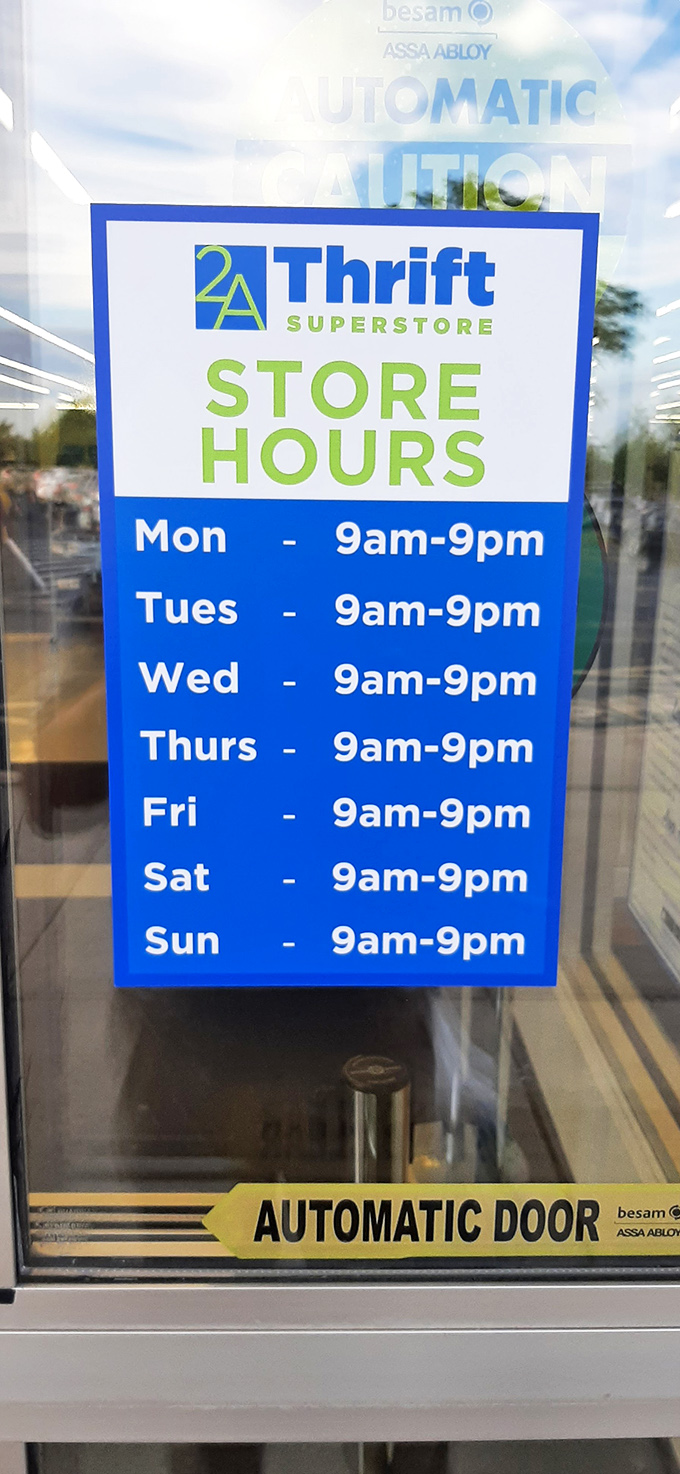 Open 12 hours daily, 7 days a week &ndash; 2nd Ave understands that the thrill of the hunt waits for no one.