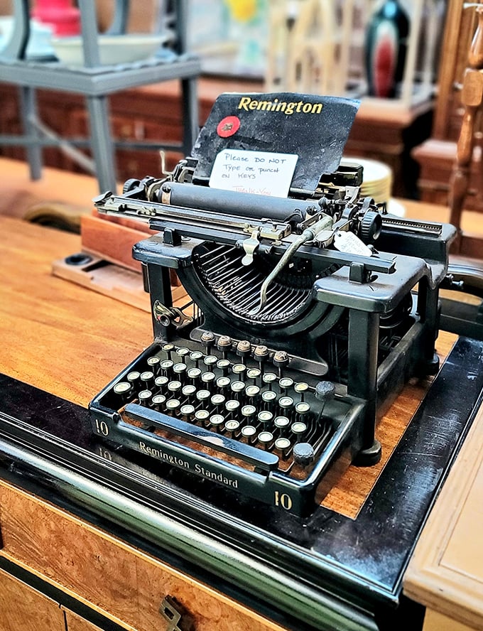 "Please do not type on me," begs this gorgeous Remington Standard. The ultimate writer's room decoration or the world's heaviest paperweight.