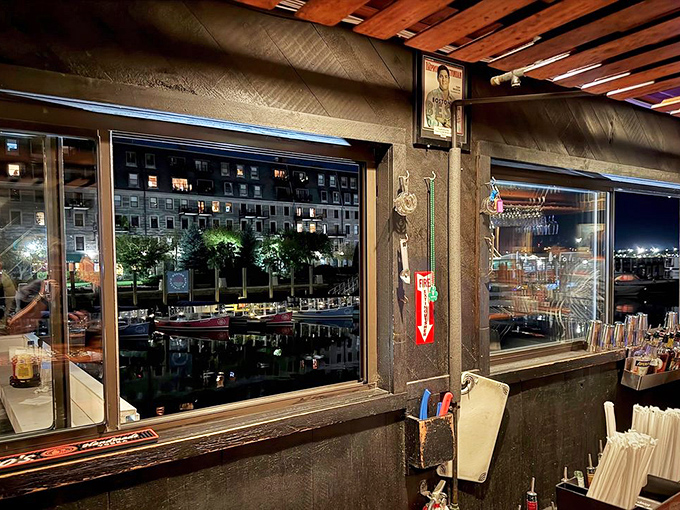 As night falls, the harbor view transforms into a twinkling tableau&mdash;the perfect backdrop for savoring the last bites of dinner.