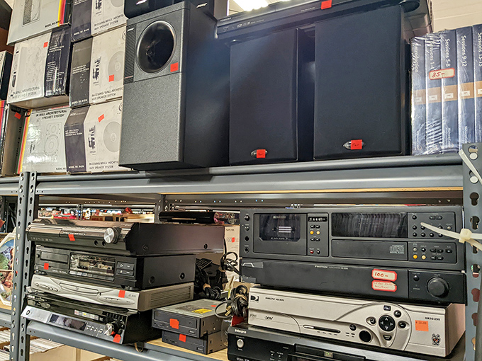 Technology time capsule! Before streaming and smartphones, these gadgets were cutting-edge entertainment centers in American homes.