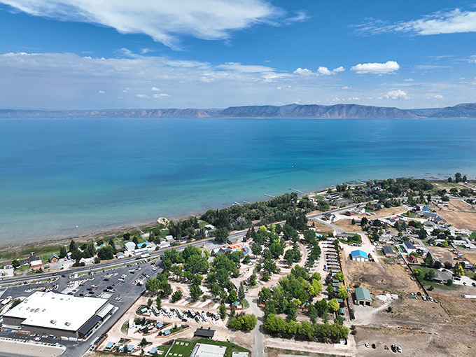 Bird's eye perspective reveals Garden City's perfect positioning&mdash;a community that knows it hit the location lottery with this view.
