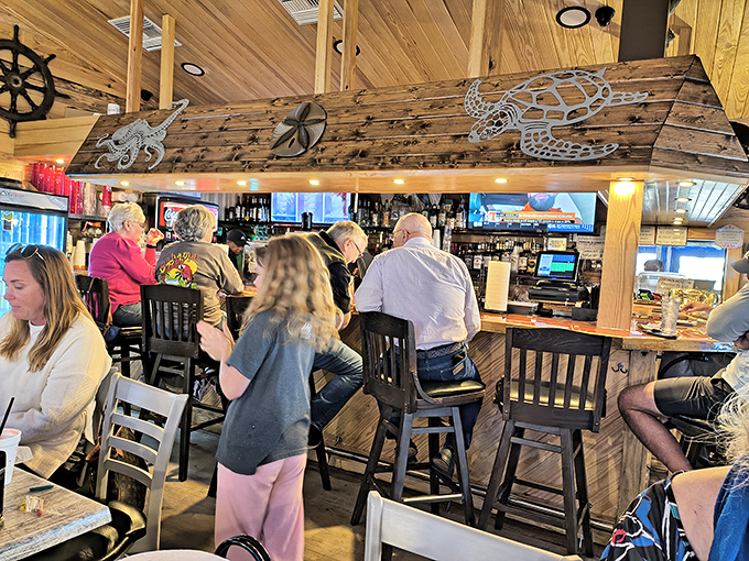 The bar buzzes with folks who understand that cold drinks and good company make every meal taste even better than it already does.