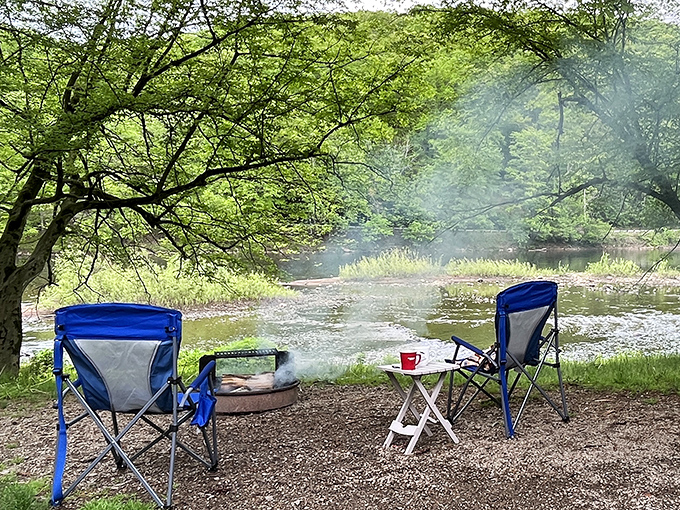 The perfect riverside office setup&mdash;where your only urgent messages are from birds and your coffee break views are unmatched.
