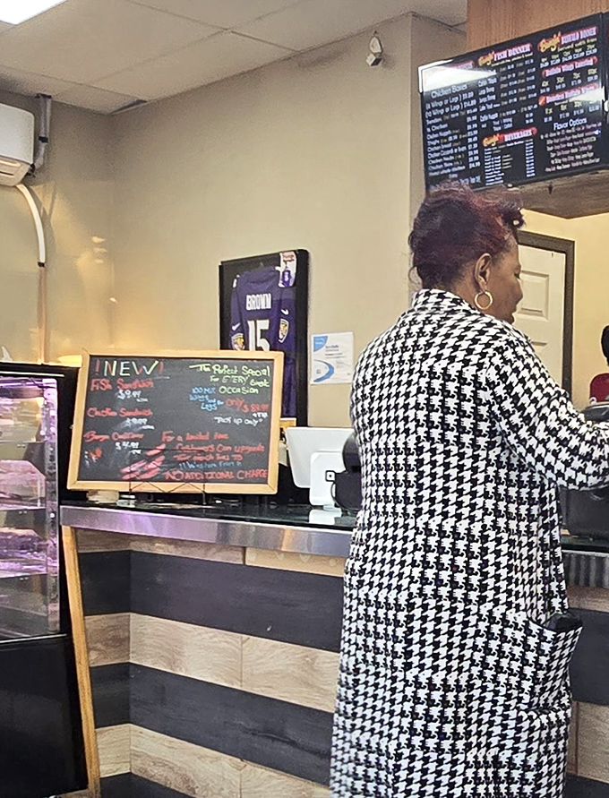 Locals know the drill: place your order, wait patiently, and prepare for a meal that makes fancy restaurants seem like they're trying too hard.