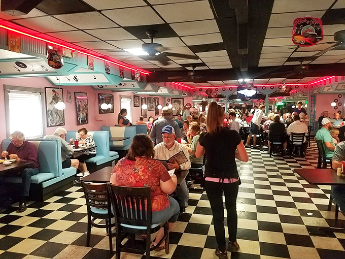 When a diner is this packed, it's not just popularity&mdash;it's a community gathering where food and conversation flow in equal measure.