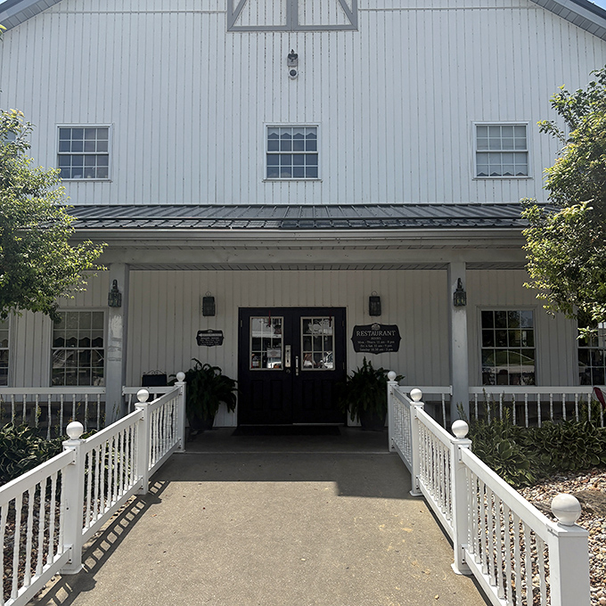 The entrance beckons like the pearly gates to comfort food heaven&mdash;cross this threshold and abandon all diet plans, ye who enter here.