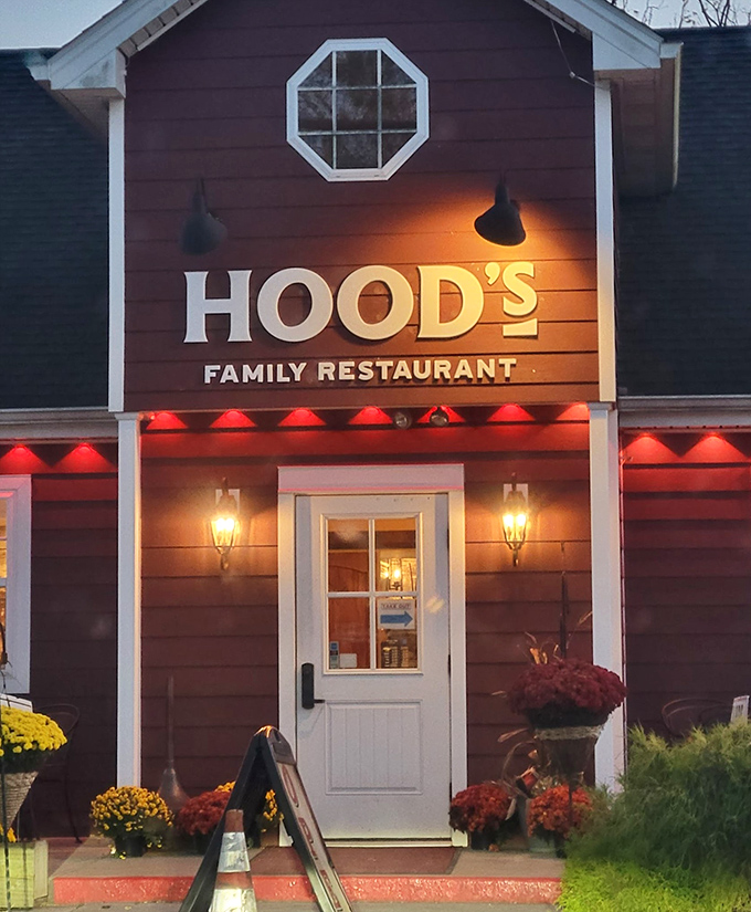 Simple signage that doesn't need neon or fancy fonts&mdash;the smoke signals do all the advertising necessary.