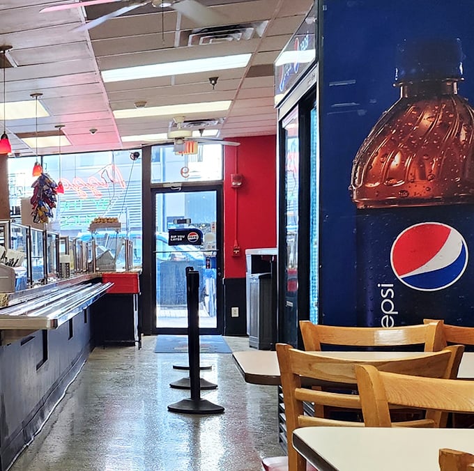 Clean lines, efficient service, and no pretension&mdash;this is a place that understands food should be memorable, not the decor.