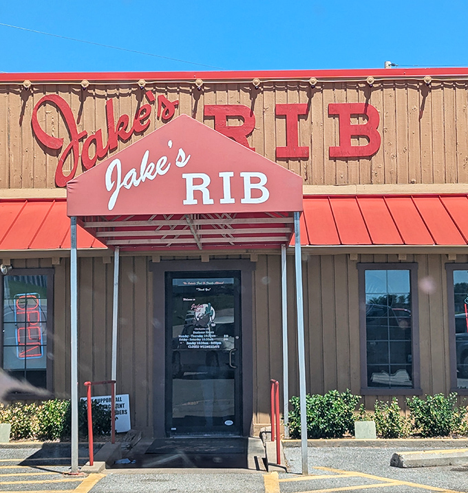 The entrance to meat paradise&mdash;where that red and tan exterior has become a beacon for barbecue pilgrims across Oklahoma.