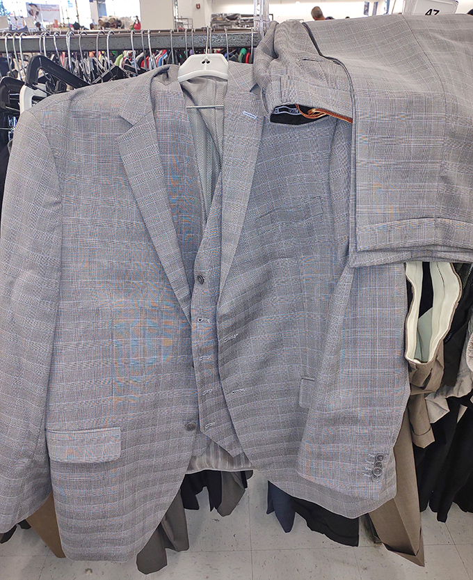 This elegant grey suit jacket proves secondhand doesn't mean second-class, offering style and sophistication at sensible prices here.