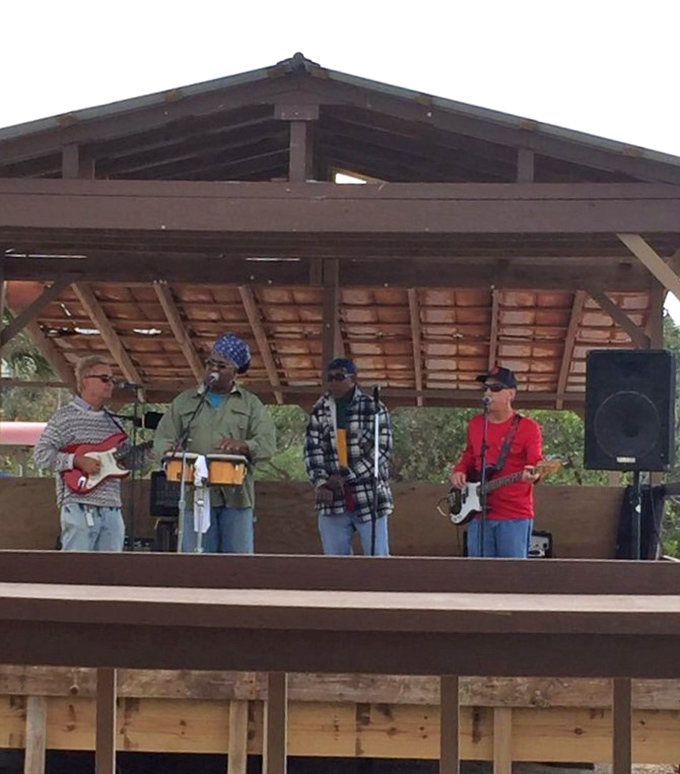 Live music that pairs perfectly with seafood and sunset&mdash;the unofficial soundtrack of vacation mode.