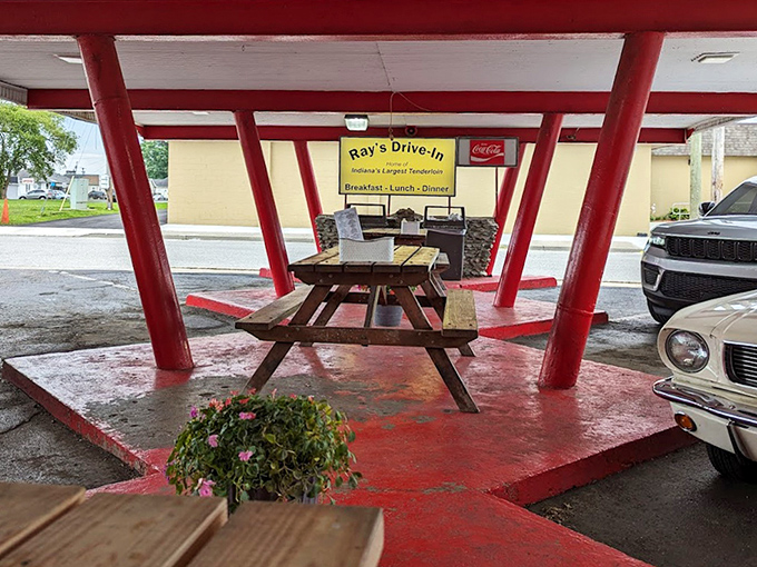 Al fresco dining, Ray's style. This cheerful red pavilion welcomes fair-weather diners to enjoy their tenderloins with a side of fresh Indiana air.