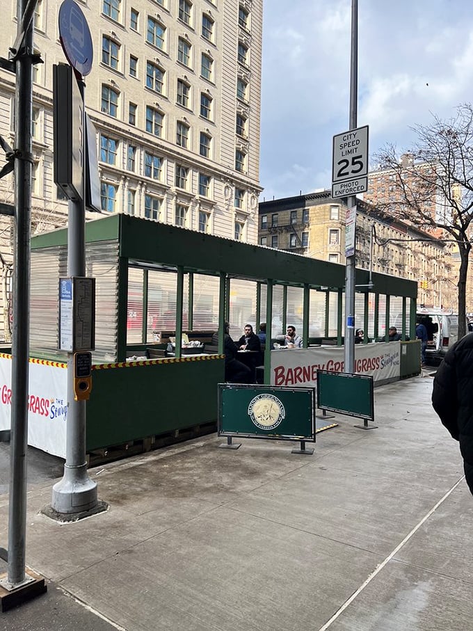 When weather permits, the sidewalk becomes an extension of the dining room—New Yorkers wouldn't let a little thing like walls keep them from their sturgeon.
