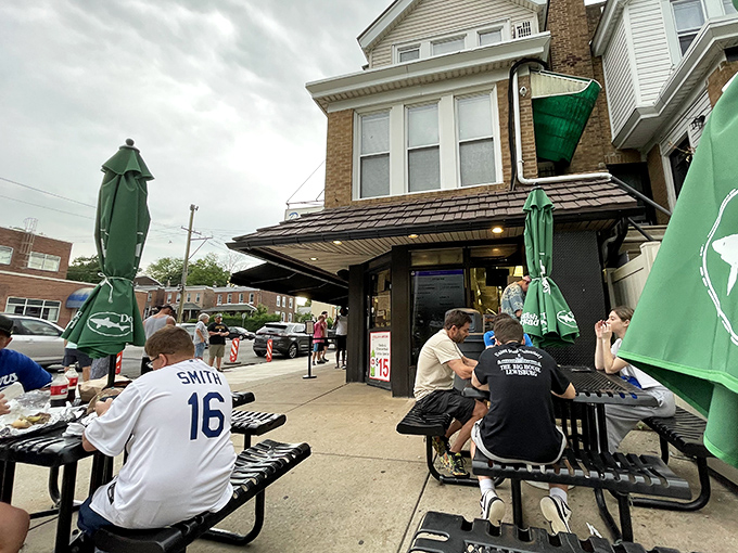 Outdoor seating where Phillies fans and food lovers unite. Nothing brings a community together quite like the shared language of great food.