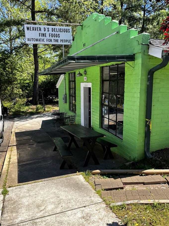 Al fresco dining, Southern-style. That picnic table has hosted more genuine food joy than most five-star restaurants ever will.