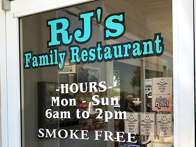 The distinctive teal sign announces your arrival at comfort food headquarters. Open daily from 6am to 2pm&mdash;set your alarm accordingly!