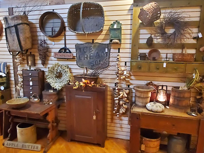 Rustic charm with a side of Americana. That "CREAM" sign has probably witnessed more country breakfasts than a Cracker Barrel cookbook.