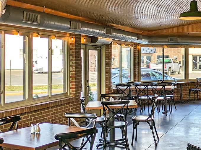 Window seating that lets you people-watch while you feast&mdash;dinner and a show, Chillicothe style.
