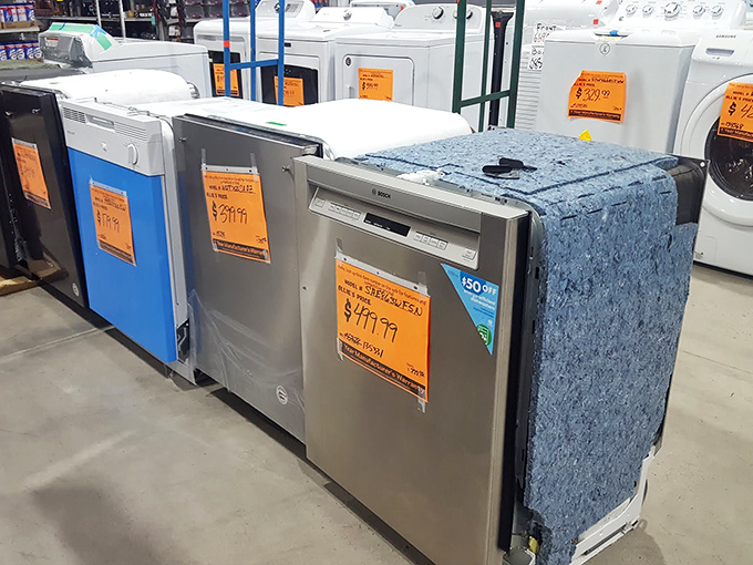 Major appliances with minor price tags. That stainless steel dishwasher isn't just clean-looking—it's priced clean enough to make your budget smile.