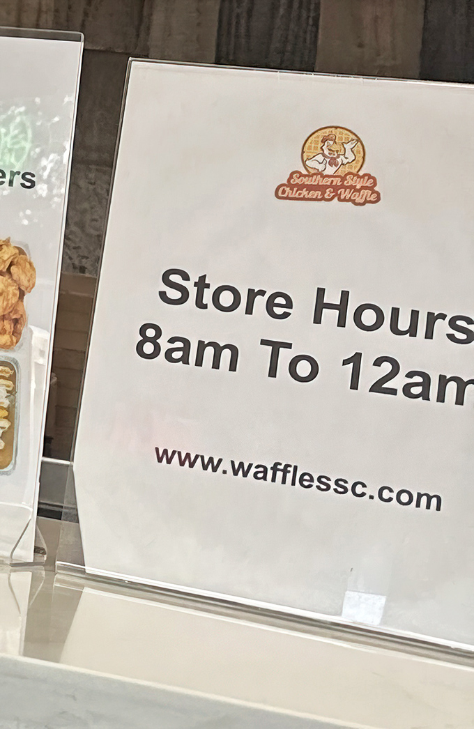 Early bird gets the chicken! Open from 8am to midnight, because fried chicken cravings know no clock.