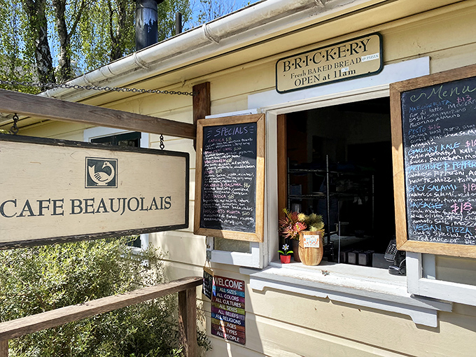 Cafe Beaujolais and its bakery have been tempting passersby with aromas that should be bottled and sold as "Essence of Mendocino Morning."