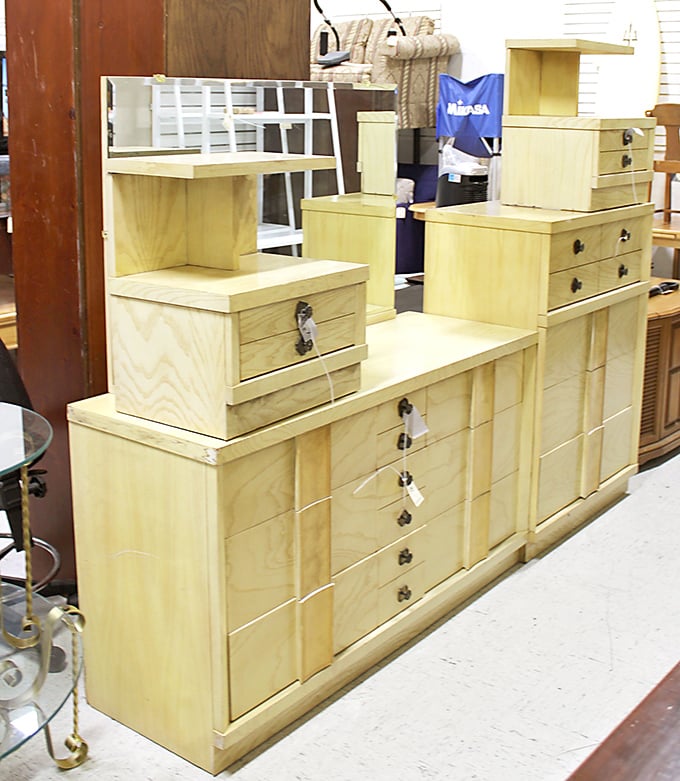 Blonde wood furniture set that screams mid-century modern revival—the kind of find that makes interior designers ask, "Where did you get that?"