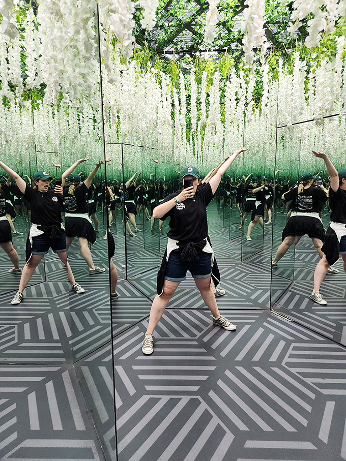 Infinite reflections create an army of doppelg&auml;ngers in the mirror room. One visitor becomes many in this Instagram-ready hall of endless selves.