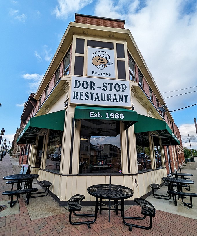 Corner location means twice the windows for people-watching while you contemplate ordering seconds of those legendary pancakes.