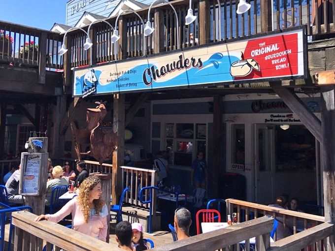 The outdoor seating area offers prime people-watching with your seafood feast &ndash; San Francisco dining in its most authentic form.