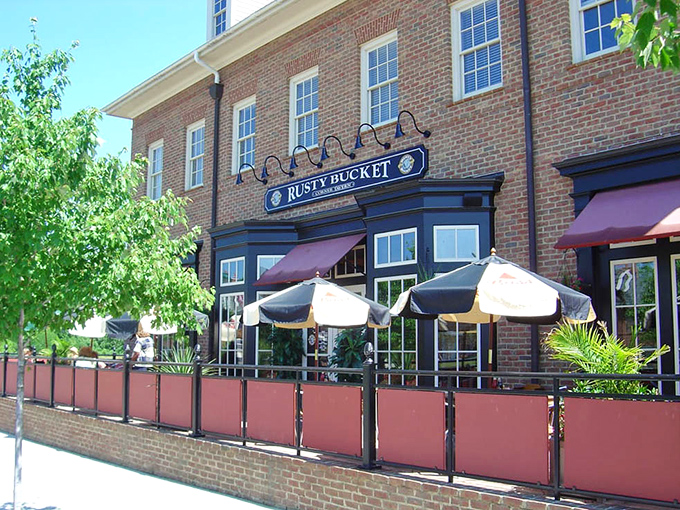 Summer in New Albany means cold drinks, warm breezes, and patio seating that feels like a neighborhood block party.